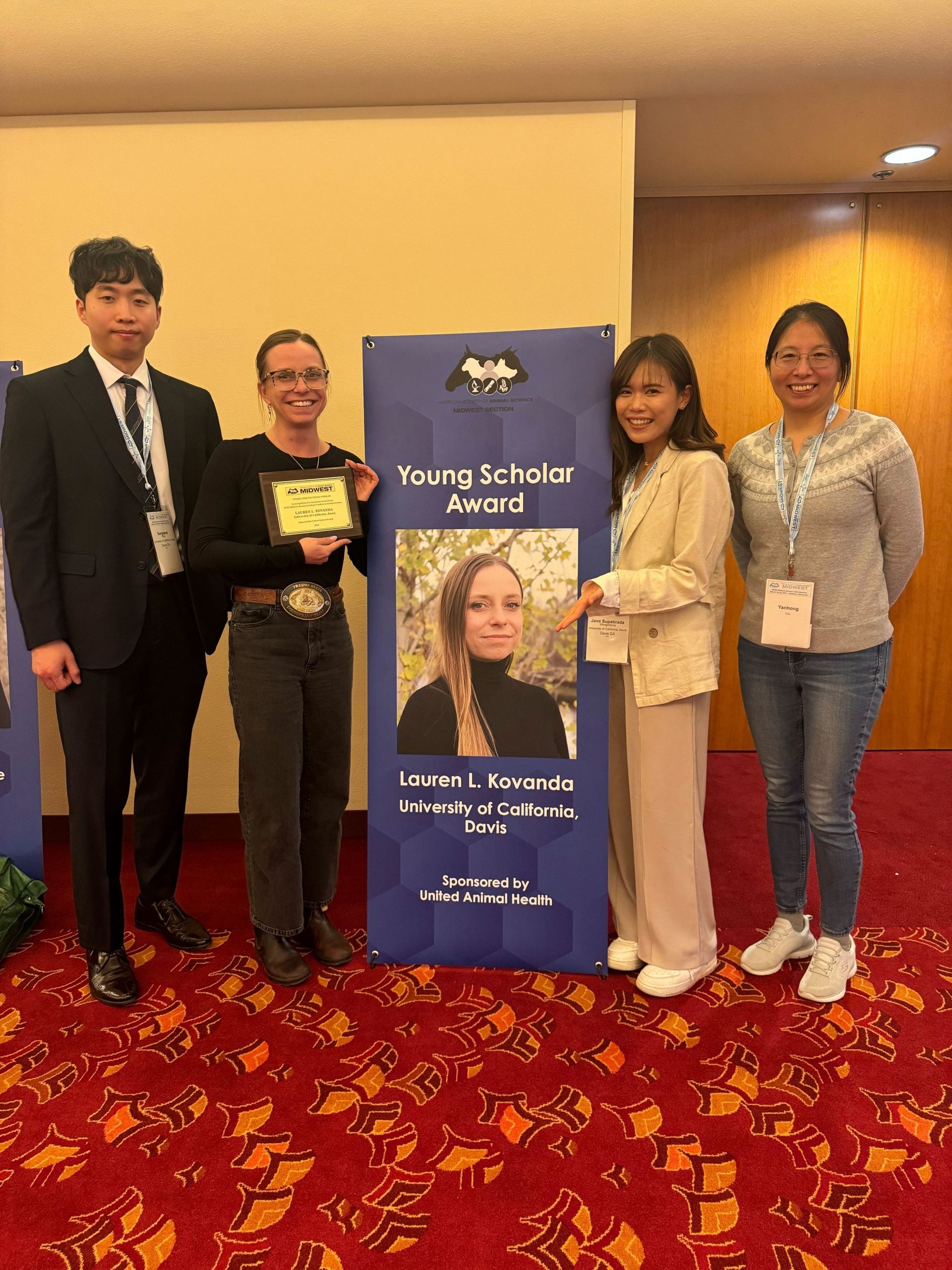 LabNews – Comparative Animal Nutrition & Physiology Laboratory